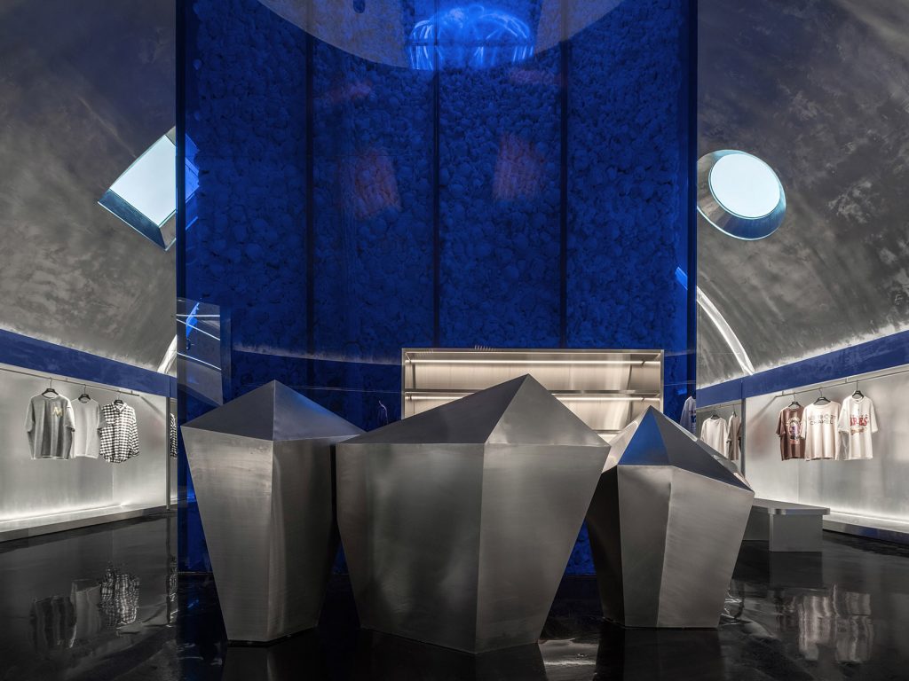 广州·FISH-YU潮牌服装展厅设计 / 季意空间 – SOHO设计区