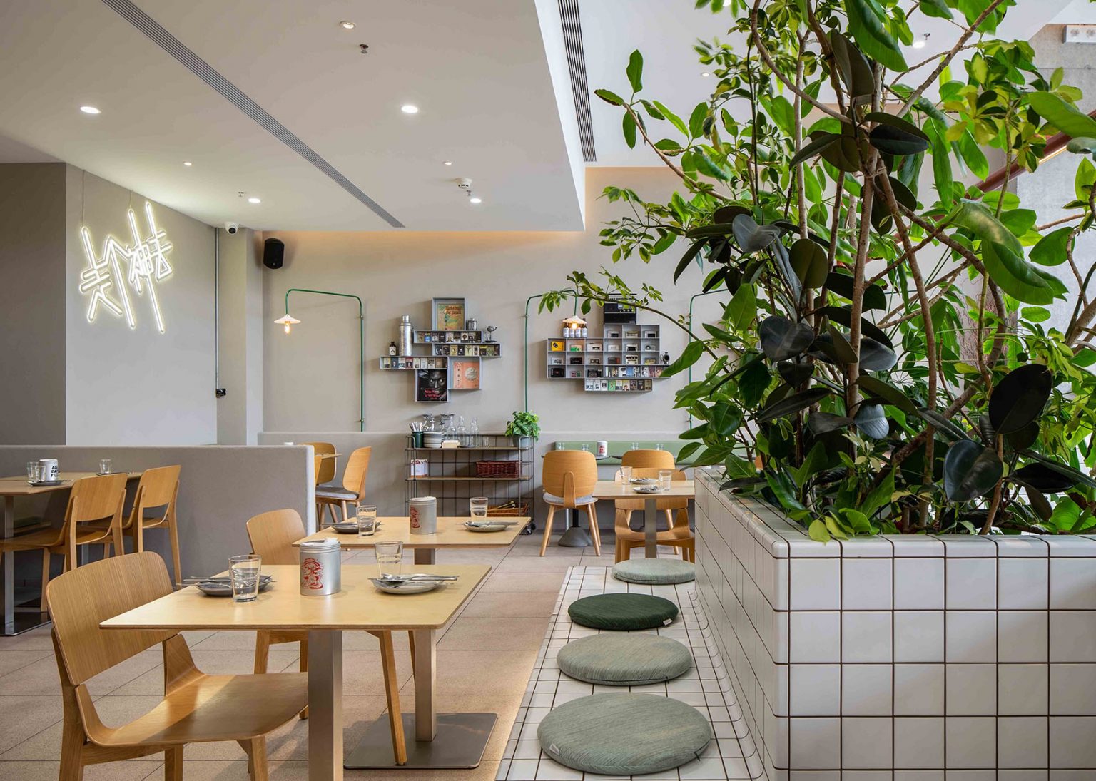 上海·“KAFE BOOGIES by走神”早午餐餐厅 / STUDIO DOHO – SOHO设计区