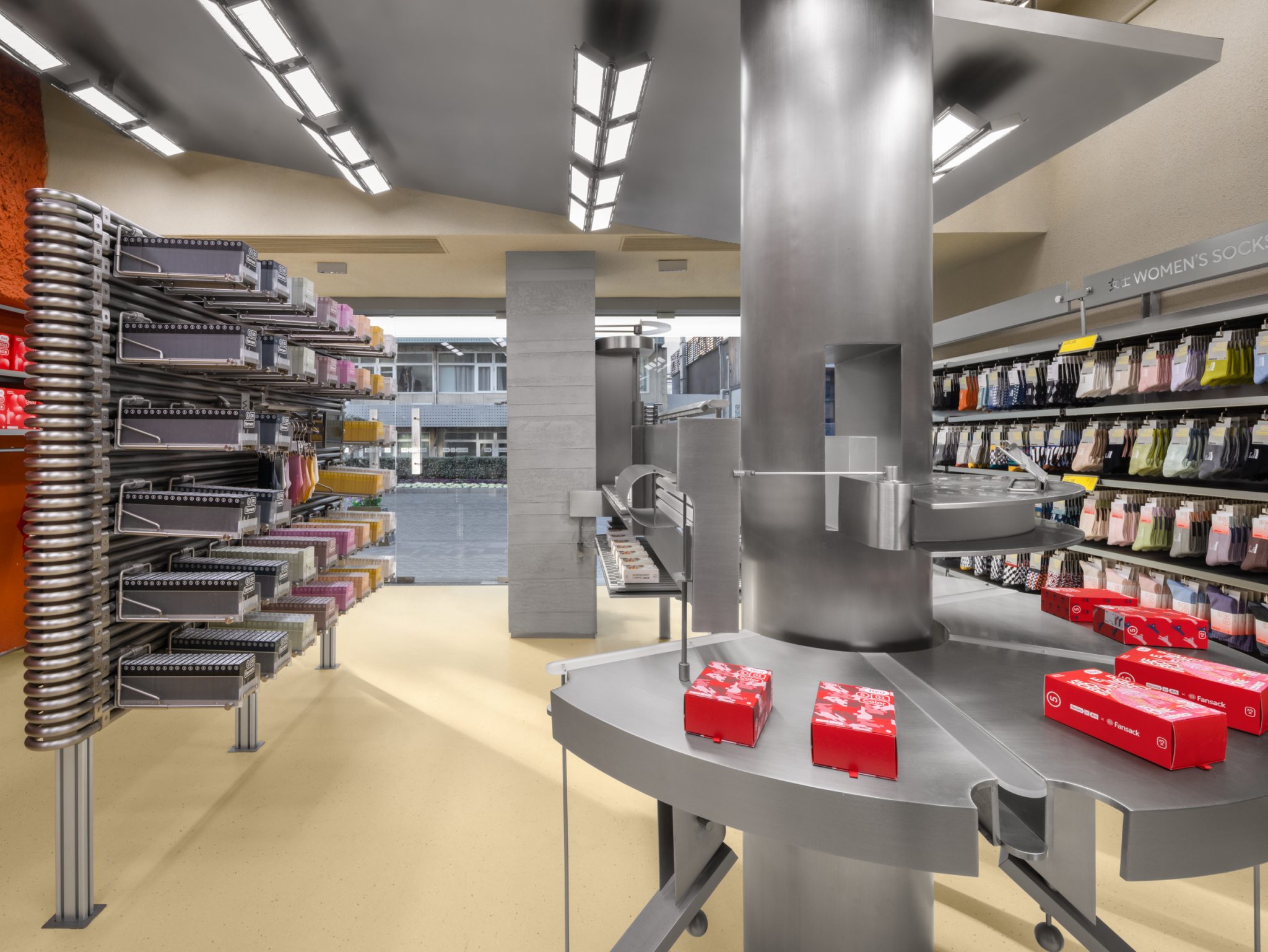 北京·“Bananain蕉内”概念店(三里屯店) / Some Thoughts | SOHO设计区