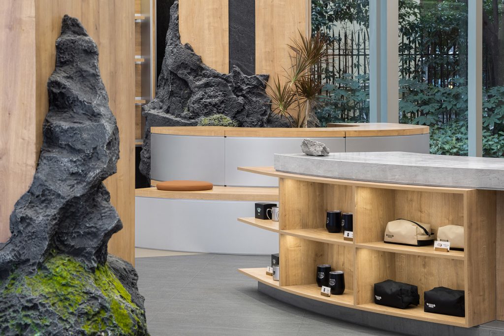 上海·Jeep全球首家探享中心概念店 / INGROUP | SOHO设计区