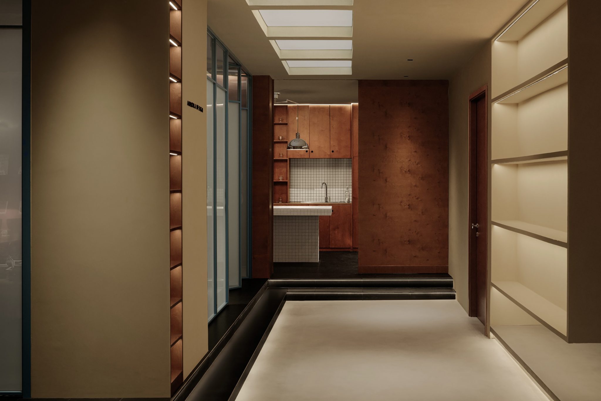 昆明·AURORA DESIGN新办公室设计 / 艾洛 – SOHO设计区